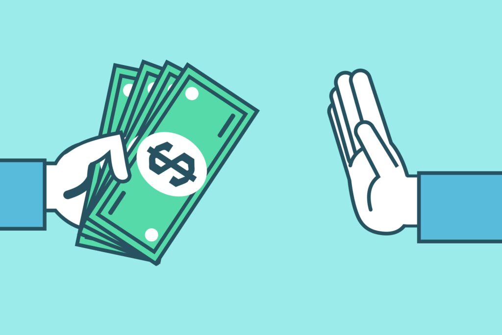 Why Some Stores Are Not Accepting Cash - Is It Legal & What to Do