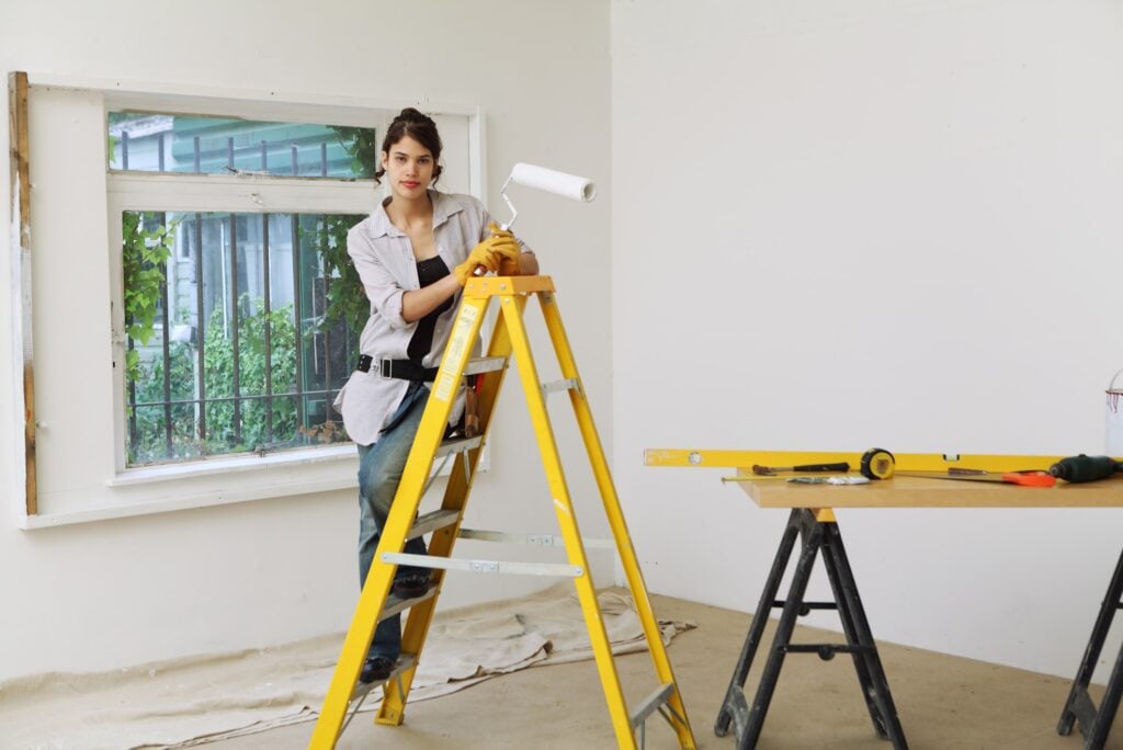 Do It Yourself (DIY) or Hire a Contractor for Home Improvement Projects ...